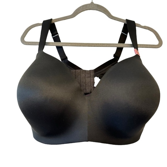 Cacique | Intimates & Sleepwear | Cacique Lightly Lined Nowire Tshirt ...